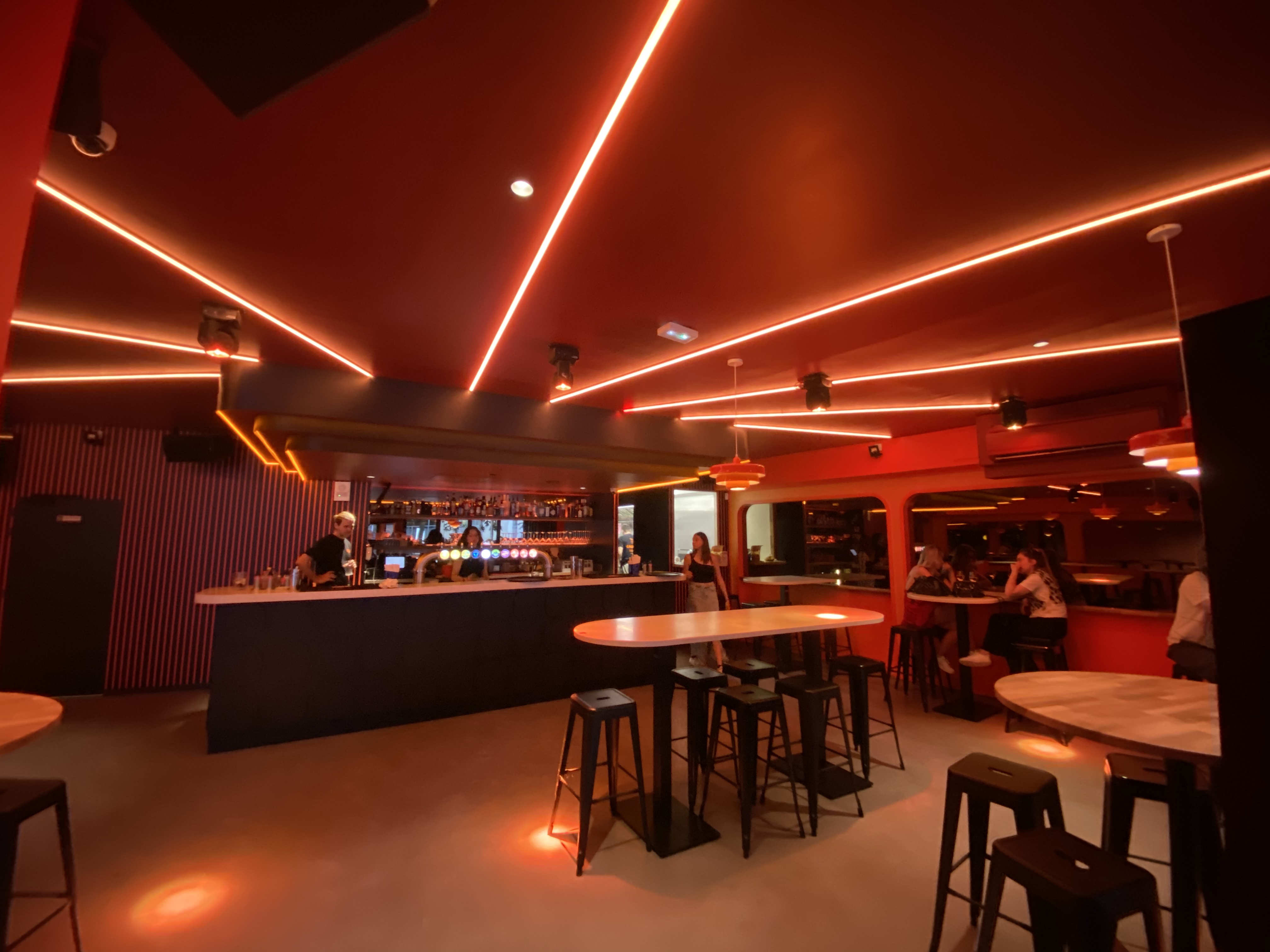 Cagnard, le nouveau bar qui donne chaud au Nouveau Siècle à Lille - 09 ...
