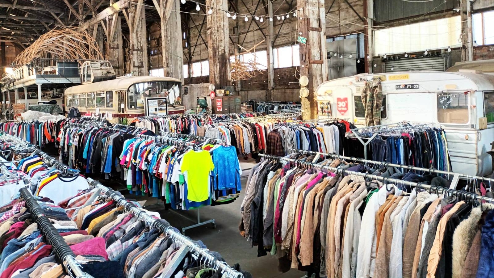 Oh My Frip organise une big vente de fringues au kilo ce week-end rue ...